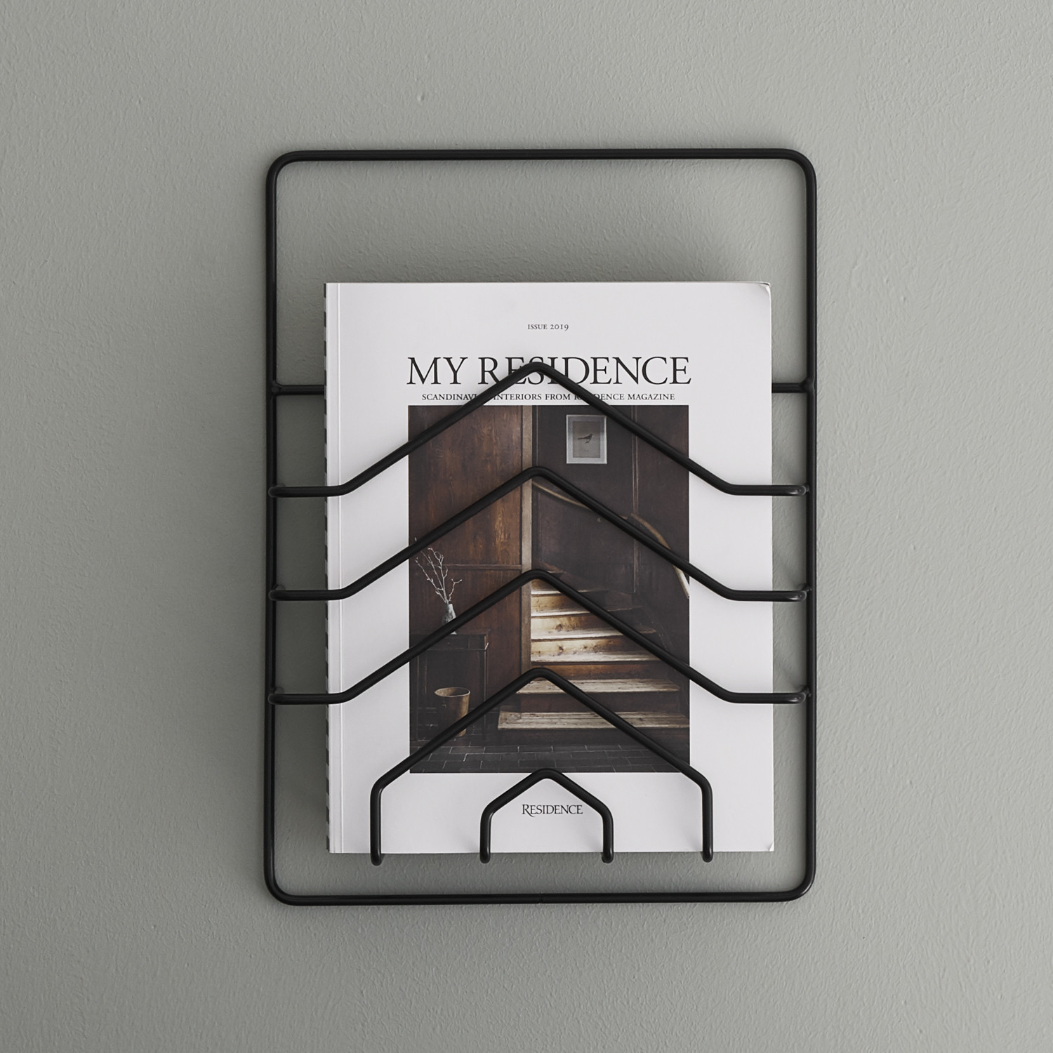 Magazine rack ARROW | Magazine rack to wall | Made of steel wire ...